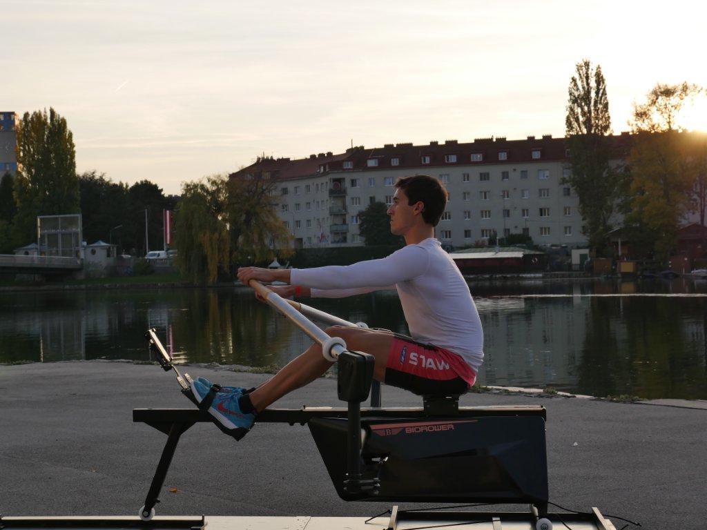 Biorower vs Boat – BIOROWER USA – the worlds first smart rowing simulator